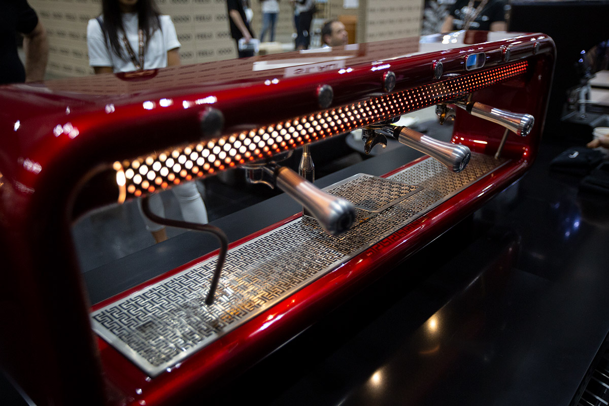 The Aremde Nexus One: A window to coffee making - BeanScene