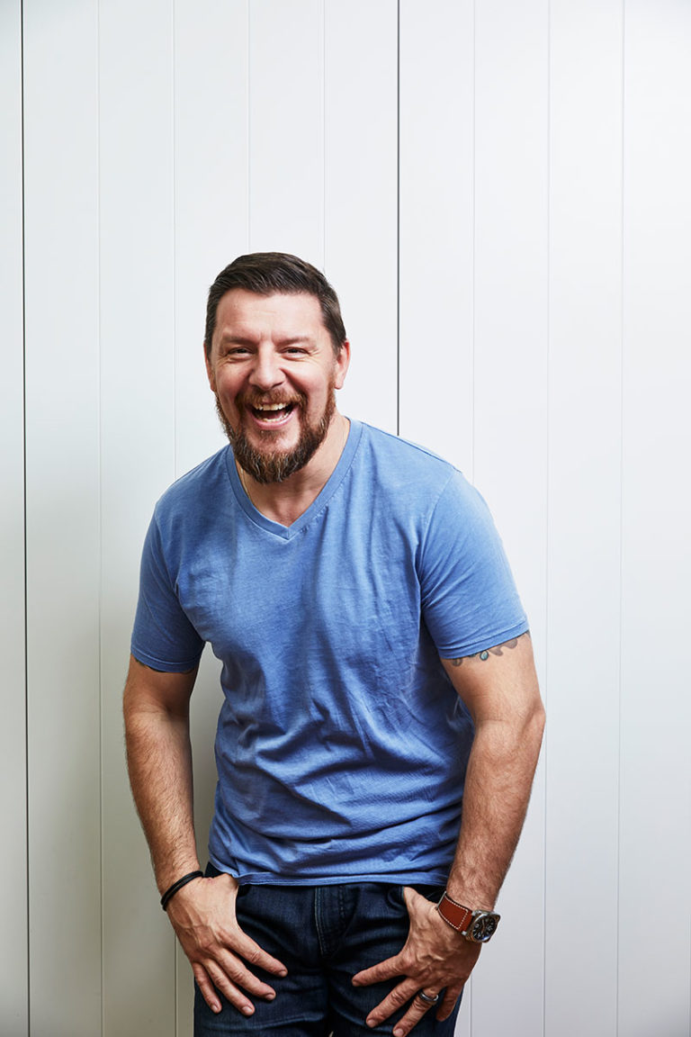 Magnifique Manu Feildel - BeanScene